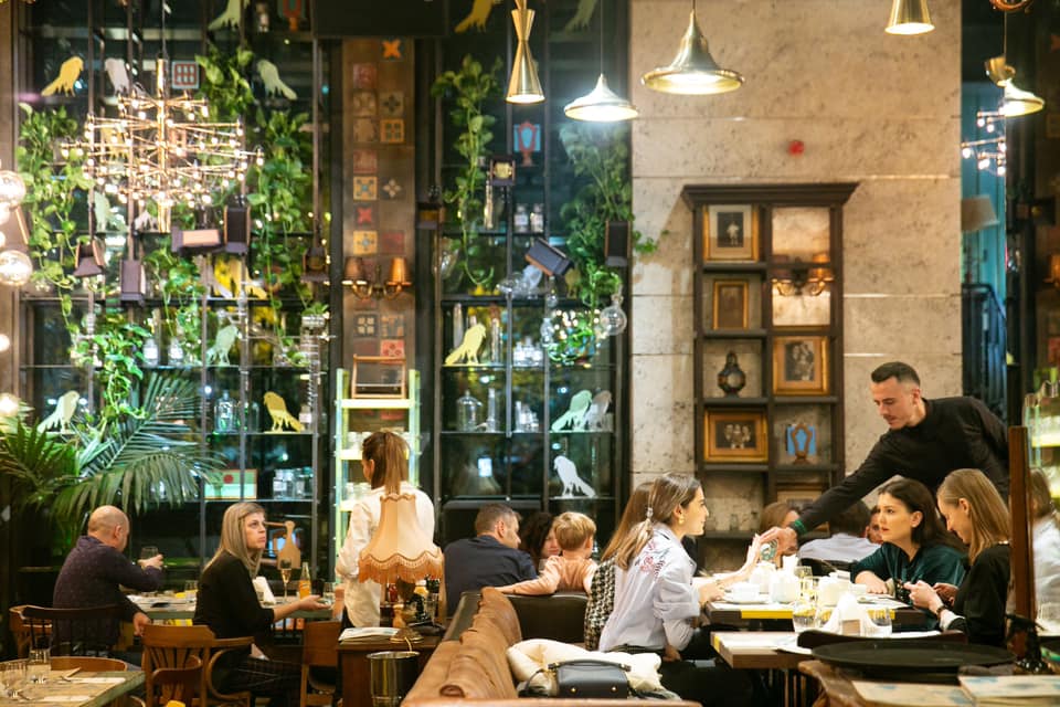 Biutiful Downtown - Bucuresti - Rezervări online prin Bookingham