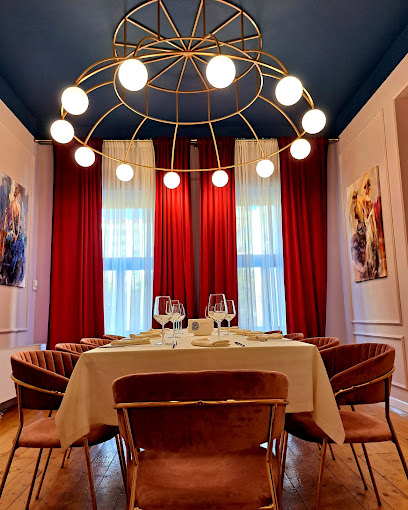 Trai Restaurant - Iasi - Rezervări online prin Bookingham