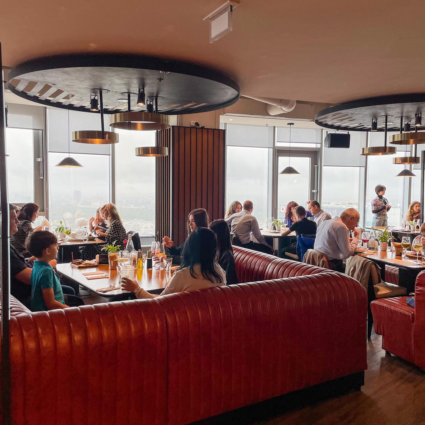 NOR - Bucuresti - Rezervări online prin Bookingham